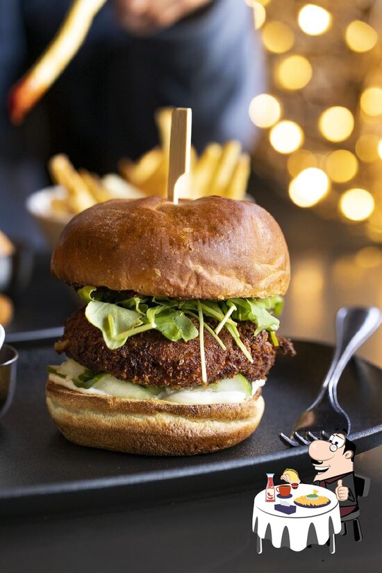 Betty Burger in Victoria - Restaurant reviews