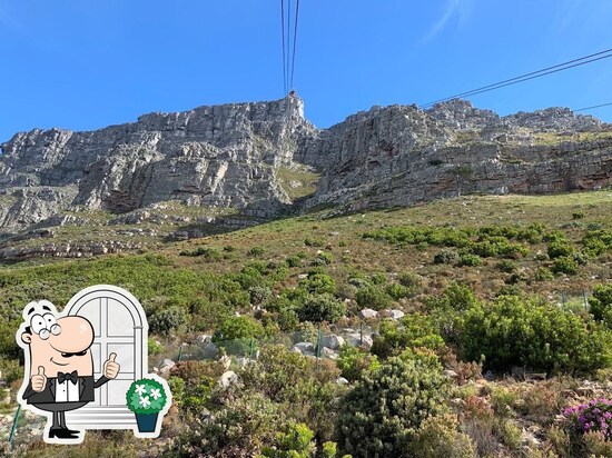 Table Mountain Aerial Cableway Cafe., Cape Town, Tafelberg Rd ...