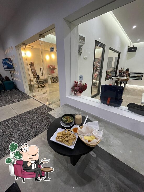 DECADE, Manado - Restaurant menu, prices and reviews