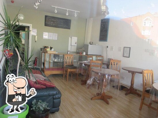 Good Roots Café, Bristol - Restaurant menu, prices and reviews