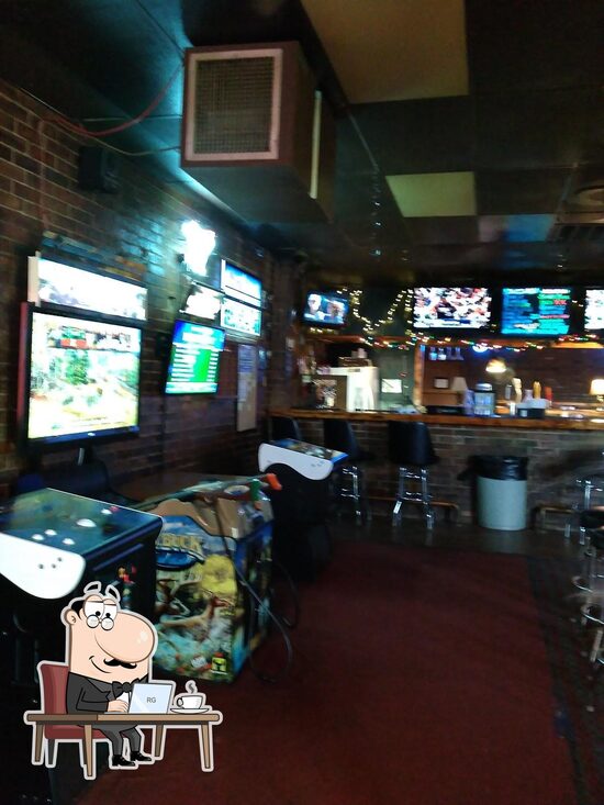 The Happy Armadillo, Everman - Restaurant menu, prices and reviews