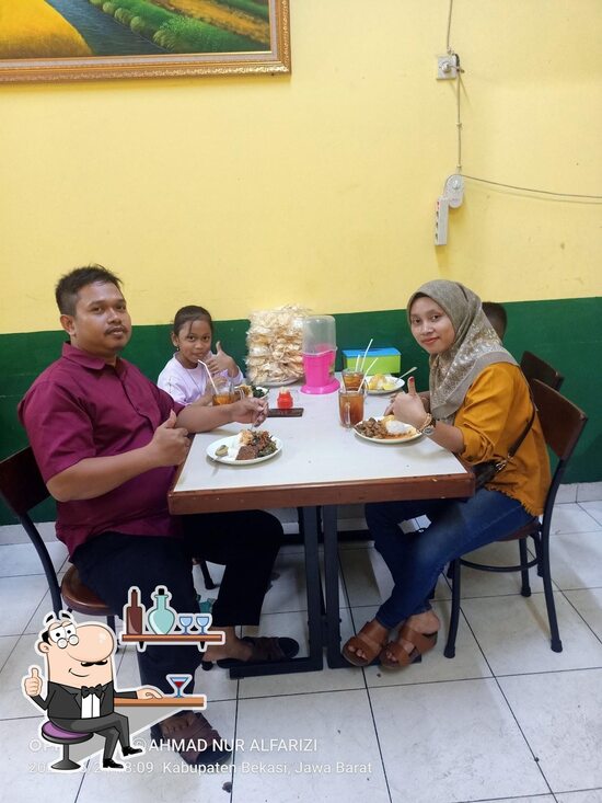 RM. Karya Sinar Bundo Masakan Padang, Purworejo - Restaurant menu ...
