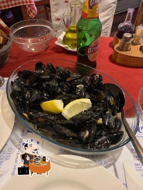 Menu at Seafood restaurant Feral, Rijeka