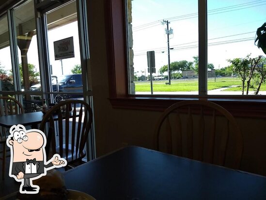 Menu at Hippo Café restaurant, Hutto