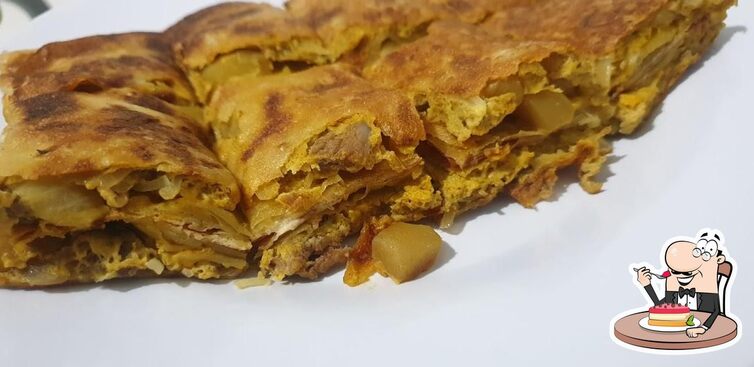 Menu at Roti Canai, Martabak Kari, dan Teh Tarik Ikhwan, Kuliner Halal ...