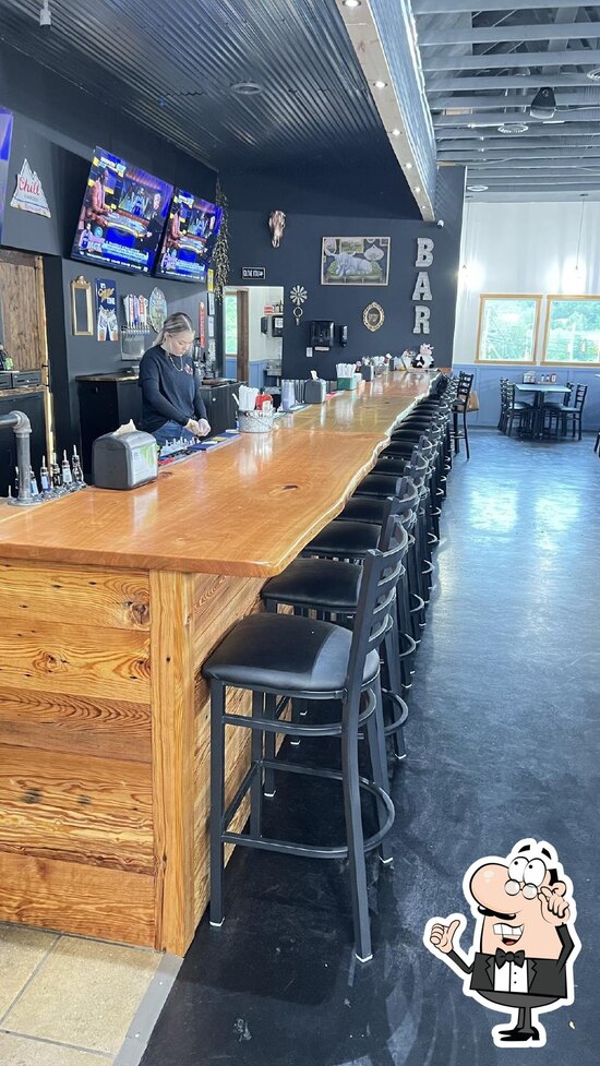 Hens & Heifers, Elkview - Restaurant menu, prices and reviews