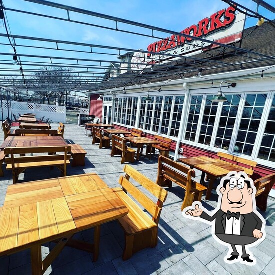 Pizza Works, Old Saybrook - Restaurant menu, prices and reviews