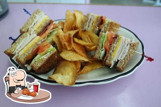 Menu at Leona's Cafe Reedsport, Reedsport
