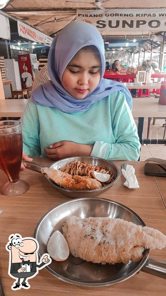Menu at Fish Streat Taman Jajan Bintaro cafe, South Tangerang