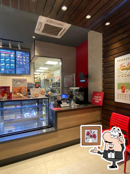 Tim Hortons, Manila, Vito Cruz - Restaurant menu, prices and reviews