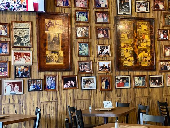 Menu at El Castor restaurant, Monterrey, Blvd. Rogelio Cantú Gomez #1000