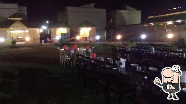 SHABRI GARDEN RESTAURANT, Ahmedabad, Opp. Madhuvan Green Party Plot - Restaurant reviews