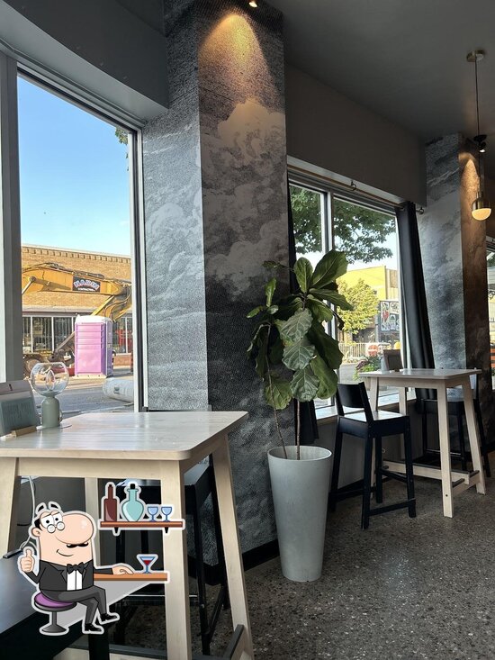 The Woodside Bar, Thunder Bay - Restaurant menu, prices and reviews