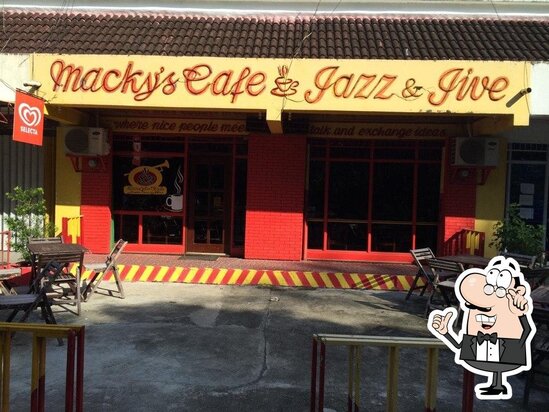 Macky's Cafe, Science City of Muñoz - Restaurant menu, prices and reviews