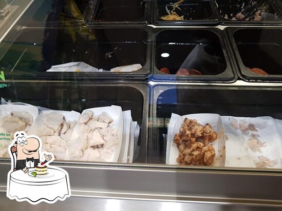 Subway, 5A Low Rd in Leeds - Restaurant menu and reviews