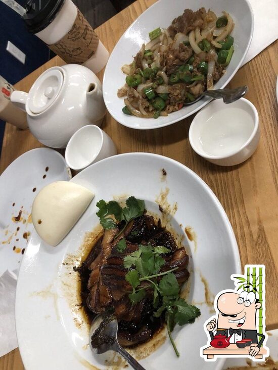 Shi Qu Restaurant in Edmonds - Restaurant menu and reviews