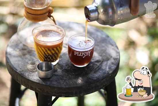 รู้งี้ Slow bar cafe, Khon Kaen - Restaurant reviews