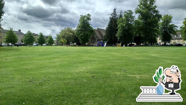 The Three Pigeons, Witney - Restaurant menu, prices and reviews