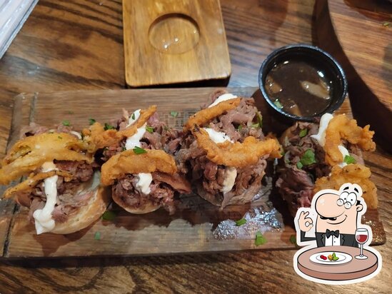 Three Bulls Tavern & Brewery in Brandon - Restaurant menu and reviews