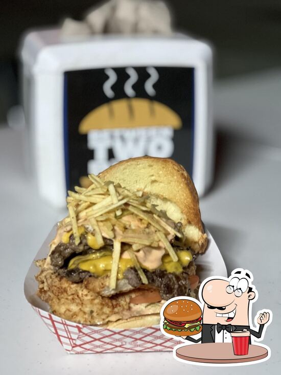 Between two Buns, Three Lakes - Restaurant menu, prices and reviews