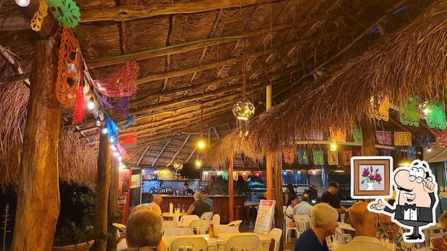 Restaurant Latitude 20, Puerto Aventuras - Restaurant menu, prices and ...