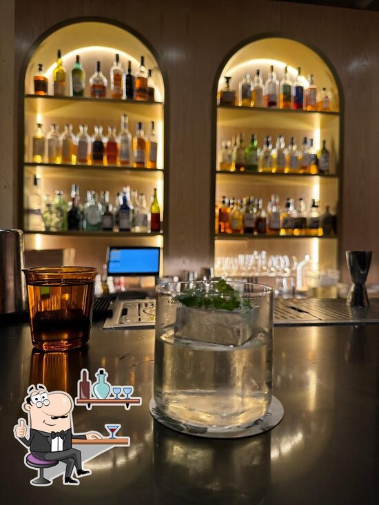 After Seven, Toronto, Osgoode - Restaurant menu, prices and reviews