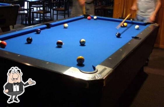 Sail Inn Bar & Grill in Traverse City - Restaurant menu and reviews