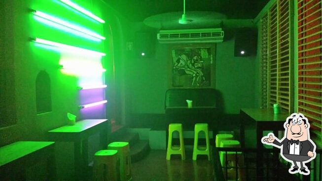 TOPAZdeluxe pub & bar, Monterrey - Restaurant reviews