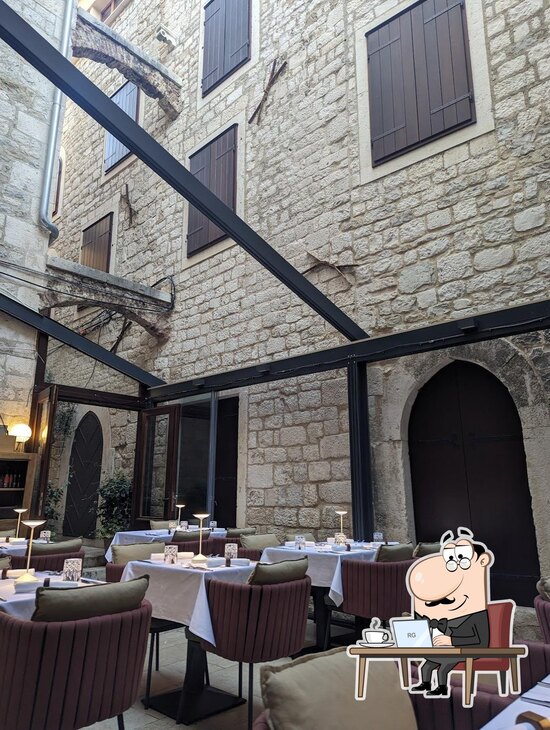 LAGANINI seafood • pasta • steak, Split - Restaurant menu, prices and ...