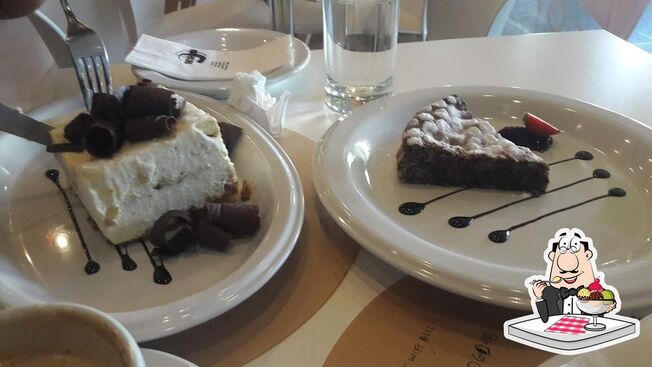 Red Ribbon, Muntinlupa, Alabang-Zapote Road - Restaurant reviews