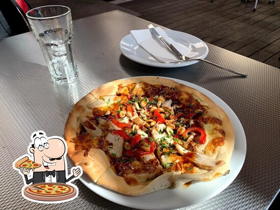 GPK (Gourmet Pizza Kitchen), 620-658 Terrigal Dr in Erina - Restaurant ...