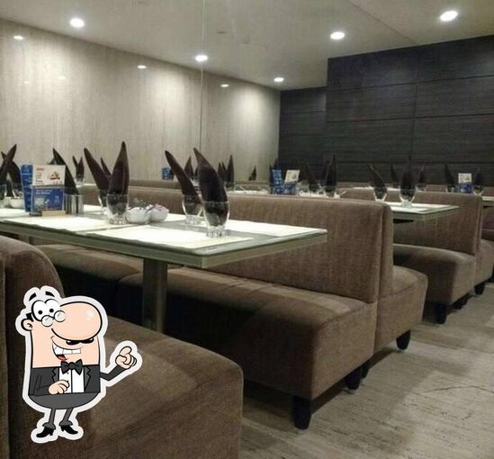 Status Restaurant, Mumbai, Regent Chambers - Restaurant reviews