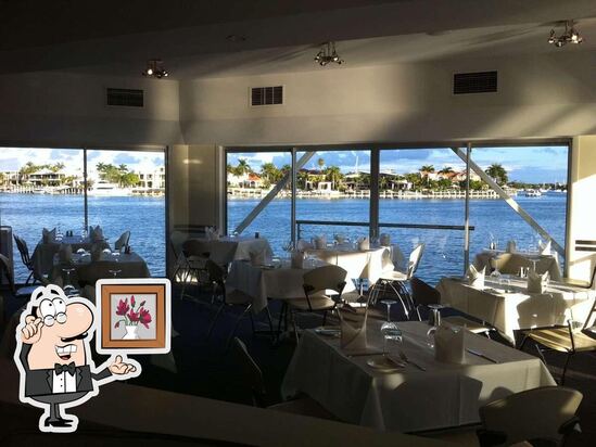 See Waterfront Restaurant & Bar in Sunshine Coast - Restaurant reviews