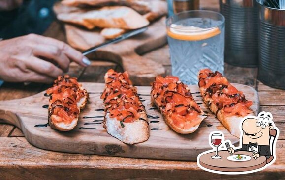 Notes Coffee Roasters & Bar Moorgate, CityPoint, 1 Ropemaker St in ...