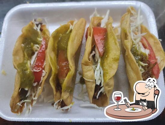 Carta del restaurante Tacos del foco rojo "La tia Licha", Nuevo Laredo