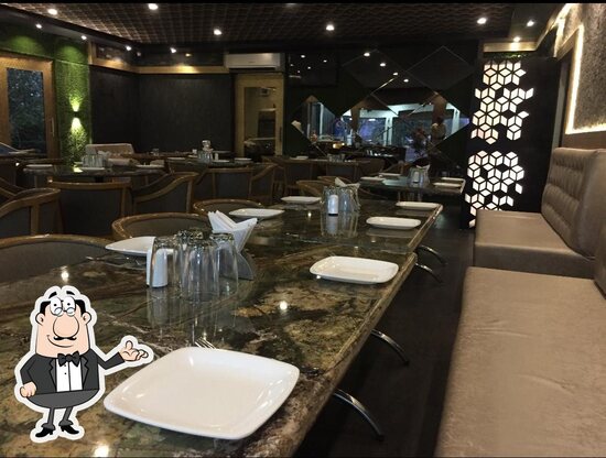 Hotel Anand Wine Bar and Family Restaurant, India - Restaurant reviews