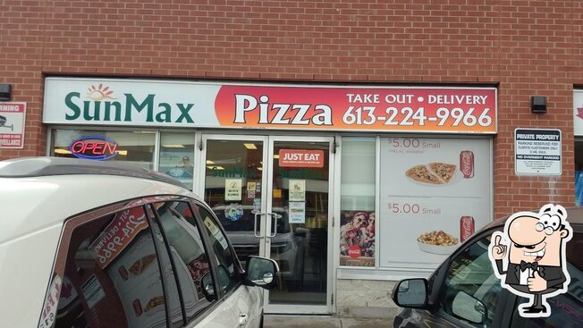 Sunmax Pizza in Ottawa - Restaurant reviews