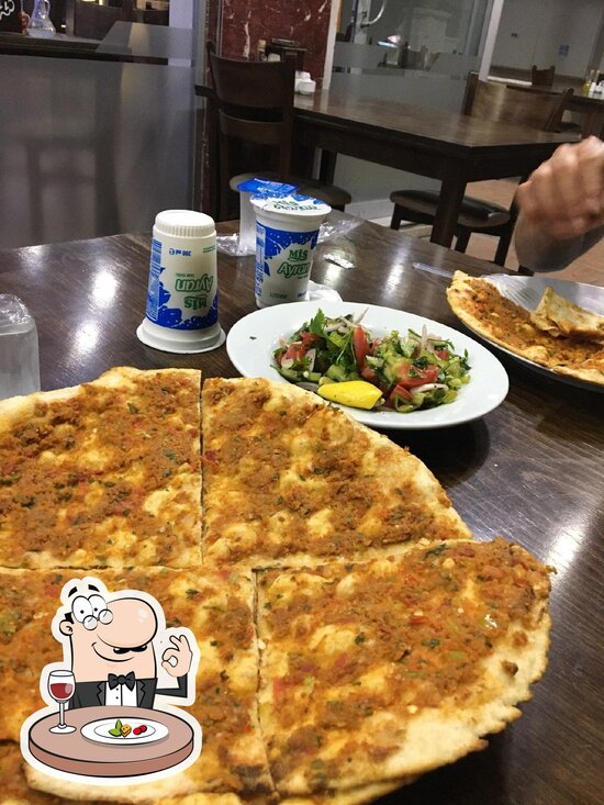 Baba Sultan Pide & Lahmacun Aile Salonu, Manisa