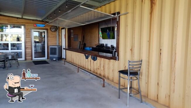 Caddyshack Icehouse, Lake Charles - Restaurant menu, prices and reviews