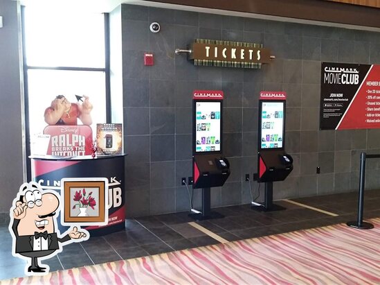 Cinemark Century Napa Valley and XD in Napa - Restaurant reviews