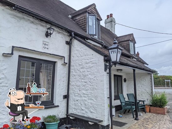 Ponthir House Inn, Newport - Restaurant menu, prices and reviews