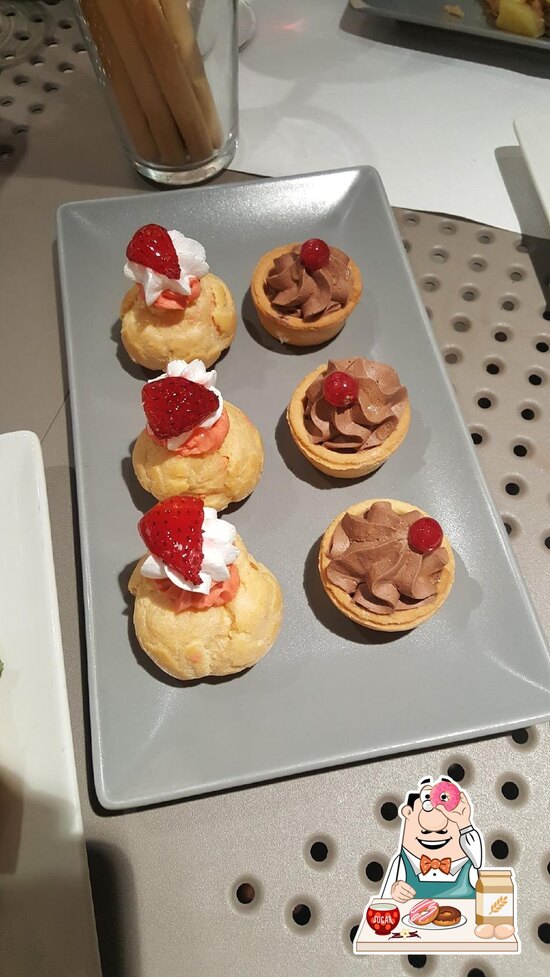 Fico Food Experience cafeteria, Hamrun - Restaurant reviews