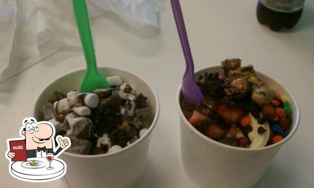 Menu at Toppings Frozen Yogurt desserts, Mount Laurel