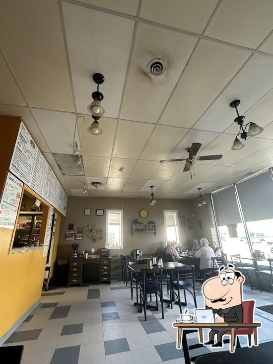 Sweet Queen Family Restaraunt, Nanton - Menu du restaurant, prix et avis