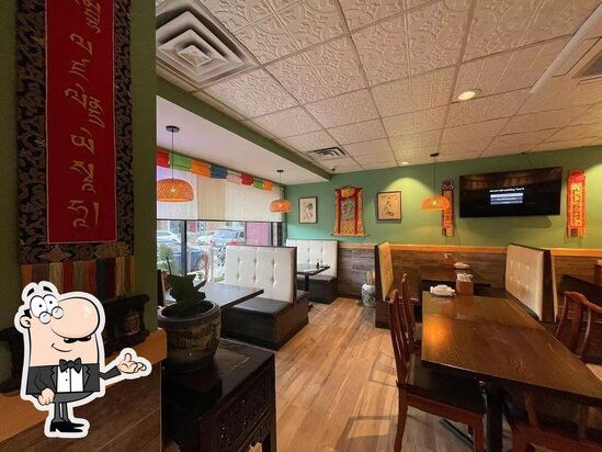 AMA Sushi, Minneapolis - Restaurant menu, prices and reviews