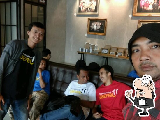 Carta del café Jonas, Giggle Box &Tokyo Connection Buah Batu, Bandung