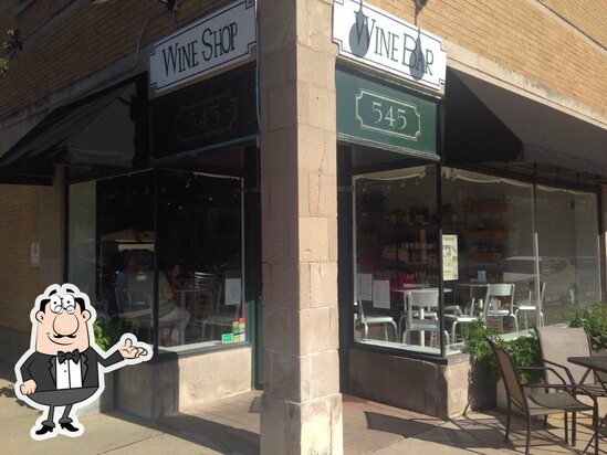 Cuvee Cellars Bar & Wine Shop, 545 Spring Rd in Elmhurst - Restaurant ...