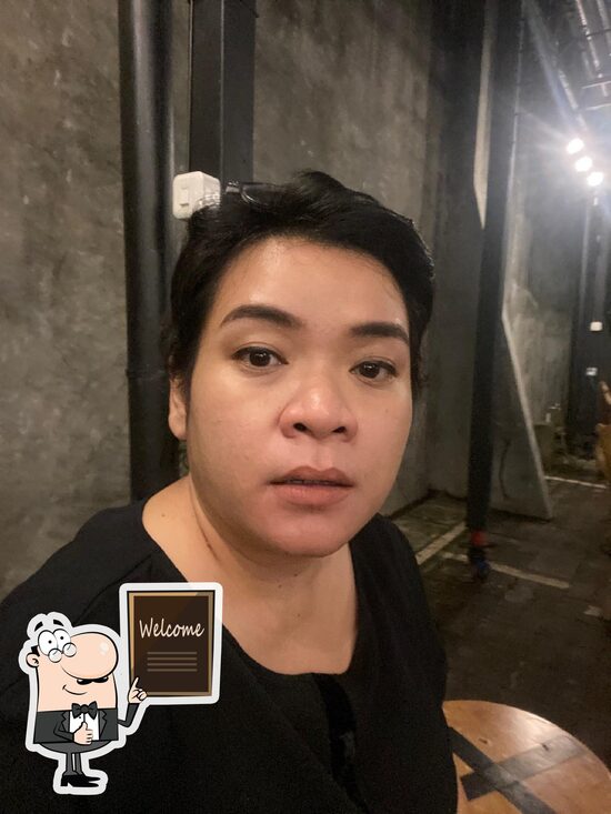 LOUIS CAFE, Depok - Restaurant menu and reviews