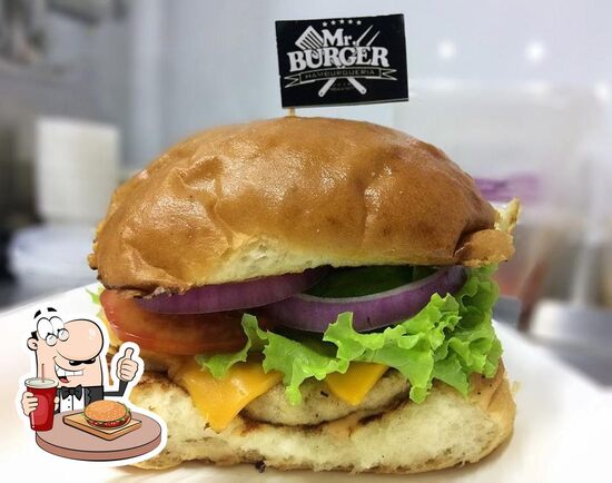 Menu at Mr. Burger restaurant, Cândido Mota