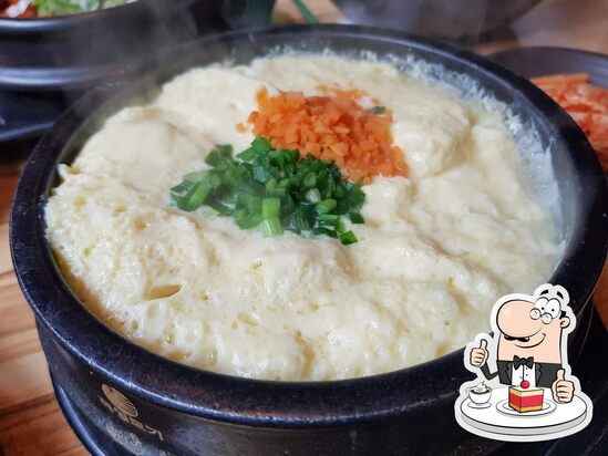 Gyodong Jeon-seonsaeng Jamsil restaurant, Seoul, 11-4 Sincheon-dong ...